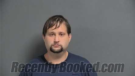 Recent Booking / Mugshot for MICHAEL ALAN DILL in Knox County, Indiana
