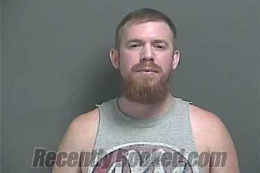 Recent Booking / Mugshot for JUSTIN LEE HAMILTON in Knox County, Indiana