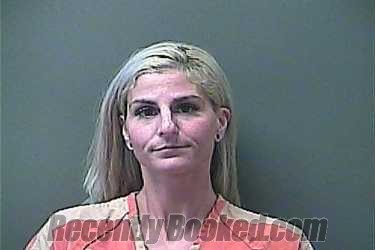 Recent Booking / Mugshot for ELIZABETH NICOLE TULLY in La Porte County ...