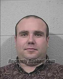 Recent Booking / Mugshot for ERIC WILLIAM FAGER in Lake County, Indiana