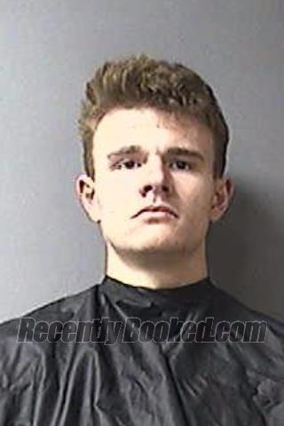 Recent Booking / Mugshot for Shane Michael Second Reasoner in Madison ...