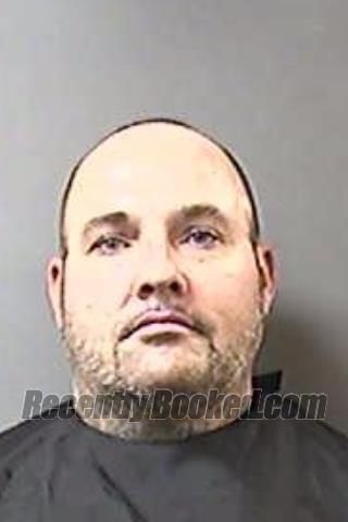 Recent Booking / Mugshot for Robert Johnny Ryle in Madison County, Indiana