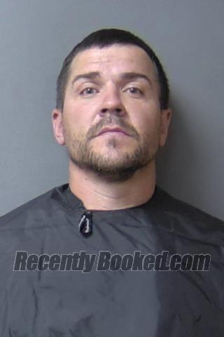 Recent Booking / Mugshot for Dustin Dale Smith in Madison County, Indiana