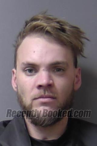 Recent Booking / Mugshot for Daniel James Hayes in Madison County, Indiana