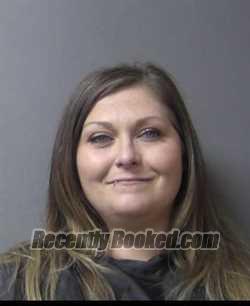 Recent Booking / Mugshot for Kimberly Ann Moss in Madison County, Indiana