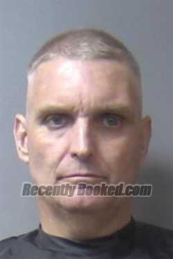Recent Booking / Mugshot for Bobby L Binion in Madison County, Indiana