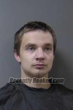 Recent Booking / Mugshot for Austin Travis Smith in Madison County, Indiana