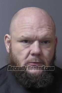 Recent Booking / Mugshot for Robert Lee Wilson in Madison County, Indiana