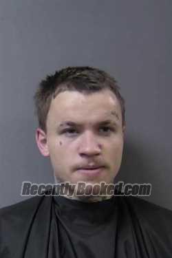 Recent Booking / Mugshot for Dwane Michael Root in Madison County, Indiana
