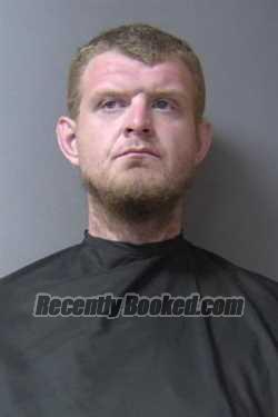 Recent Booking / Mugshot for Johnny Edward Brown in Madison County, Indiana