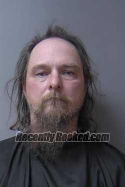 Recent Booking / Mugshot for Thomas Neal Barker in Madison County, Indiana