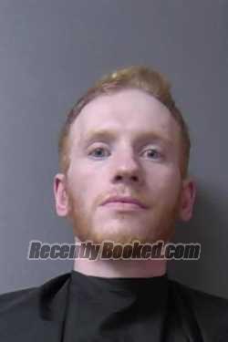 Recent Booking / Mugshot for Justin Lee Lintz in Madison County, Indiana