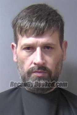 Recent Booking / Mugshot for Travis Ray Fleming in Madison County, Indiana