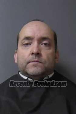 Recent Booking / Mugshot for Joshua Lee Senseney in Madison County, Indiana
