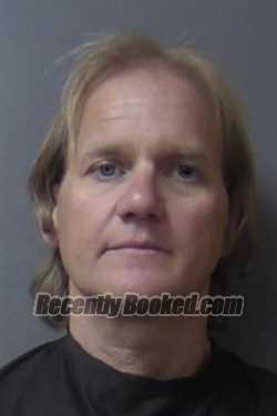 Recent Booking / Mugshot for Michael T Smyser in Madison County, Indiana