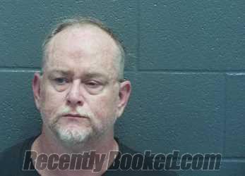 Recent Booking / Mugshot for JASON NATHANIEL HUTCHISON in Montgomery ...