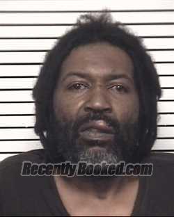 Recent Booking / Mugshot for RUSSELL BRIAN CALDWELL in Iredell County ...