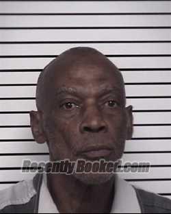 Recent Booking / Mugshot for RUSSELL LEE CARRUTH in Iredell County ...