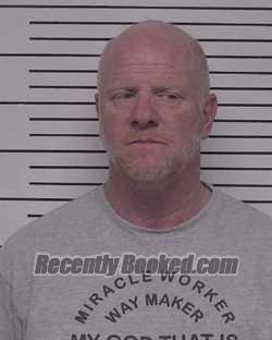 Recent Booking / Mugshot for LARRY EUGENE BAGWELL in Iredell County ...