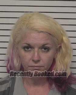 Recent Booking / Mugshot for CRYSTAL JUAQUAVA COOK in Iredell County ...