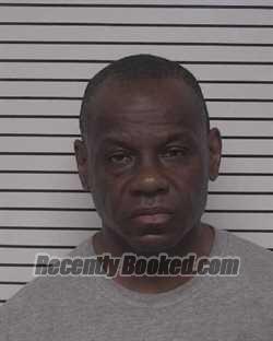 Recent Booking / Mugshot for ERIC CARLTON MULL in Iredell County, North ...