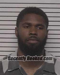 Recent Booking / Mugshot for DEVONTE LABRON MURDOCK in Iredell County ...