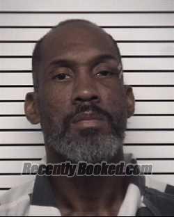 Recent Booking / Mugshot for MARCUS RONDEAN PERRY in Iredell County ...