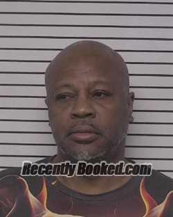 Recent Booking / Mugshot for REGINALD DALE PATTERSON in Iredell County ...