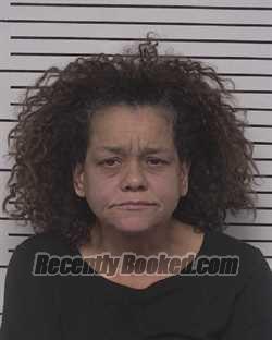 Recent Booking / Mugshot for DAPHNE DEE WATSON in Iredell County, North ...