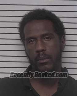 Recent Booking / Mugshot for ANTHONY LAMONT MURPHY in Iredell County ...