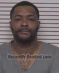 Recent Booking / Mugshot for QUION DEMETRIUS JONES in Iredell County ...