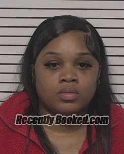 Recent Booking / Mugshot for SHIELA QUANASHA JONES in Iredell County ...