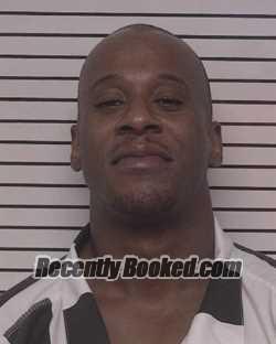Recent Booking / Mugshot for MARCUS OMAR MAXWELL in Iredell County ...