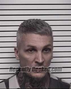 Recent Booking / Mugshot for MICHAEL BRUCE OLIVER in Iredell County ...