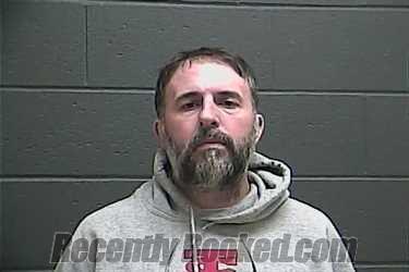 Recent Booking / Mugshot for JASON ALLEN CASEBOLT in Perry County, Indiana