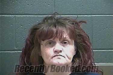 Recent Booking / Mugshot for ANGELA MICHELLE ZUELLY in Perry County ...