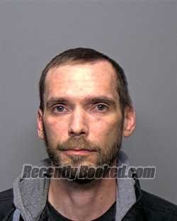 Recent Booking / Mugshot for Dustin Andrew Thomas Brown in Porter ...