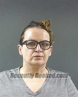 Recent Booking / Mugshot for APRIL DARDEN in Posey County, Indiana