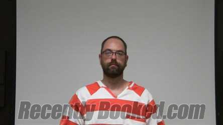 Recent Booking / Mugshot for Loren Douglas Livingstone in Rush County ...