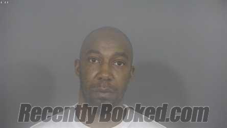 Recent Booking / Mugshot for TRAVIS LAMAR DAVIS in St Joseph County ...