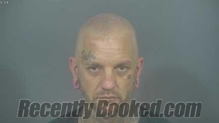 Recent Booking / Mugshot for TRAVIS ALAN DAVIS in St Joseph County, Indiana
