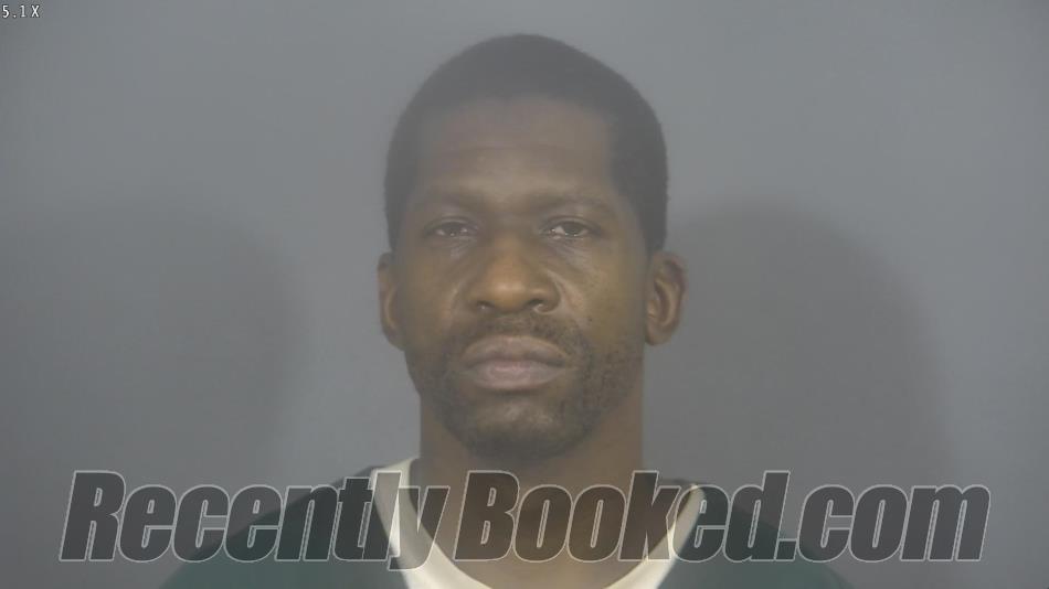 Recent Booking / Mugshot for ADRIAN DEMOND BUCHANAN in St Joseph County ...