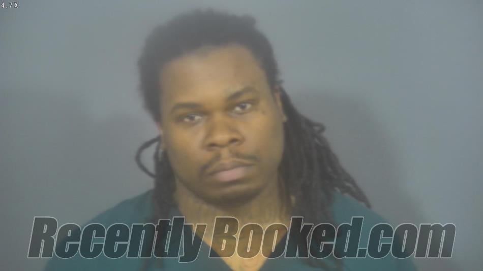 Recent Booking / Mugshot for DANIEL CARNELL HARRISON in St Joseph ...