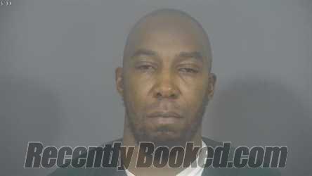 Recent Booking / Mugshot for TRAVIS LAMAR DAVIS in St Joseph County ...