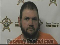Recent Booking / Mugshot for JUSTIN HOLLAN in Scott County, Indiana