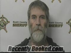 Recent Booking / Mugshot for TRAVIS LEE in Scott County, Indiana