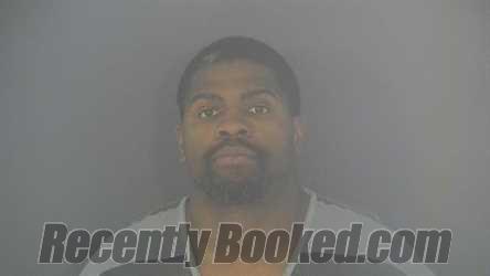 Recent Booking / Mugshot for EDWARD DEANDRE YARBROUGH in Shelby County ...