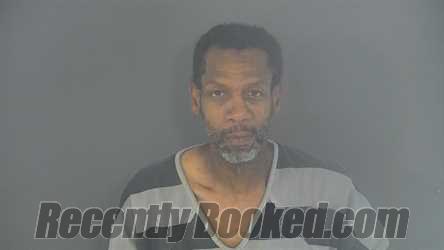 Recent Booking / Mugshot for TIMOTHY LAMAR MOFFETT in Shelby County ...