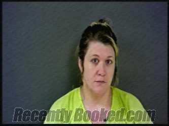 Recent Booking / Mugshot for KELLY NICHOLE GIBSON in Starke County, Indiana