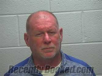 Recent Booking / Mugshot for MICHAEL TOD HULLINGER in Steuben County ...